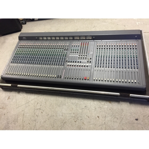 Yamaha M2000 40-C, YAMAHA, Звук, Микшеры